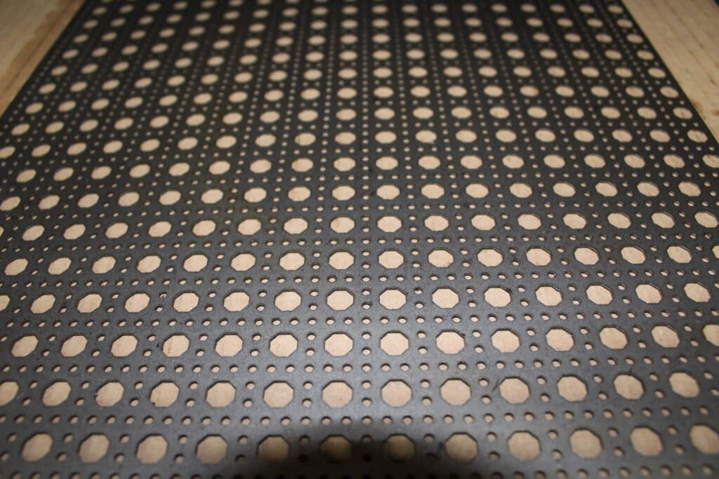 Hexagonal Perforation Hole Pattern - Roy Manufacturing