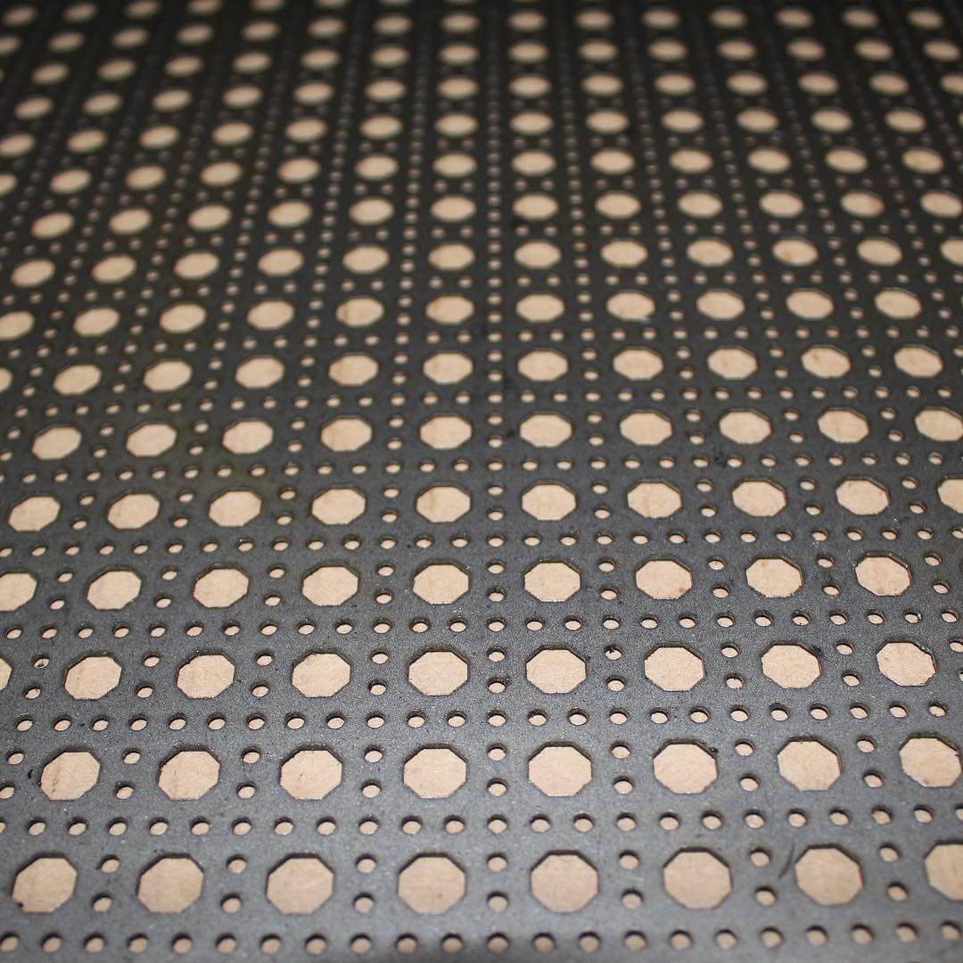 Hexagonal Perforation Hole Pattern - Roy Manufacturing