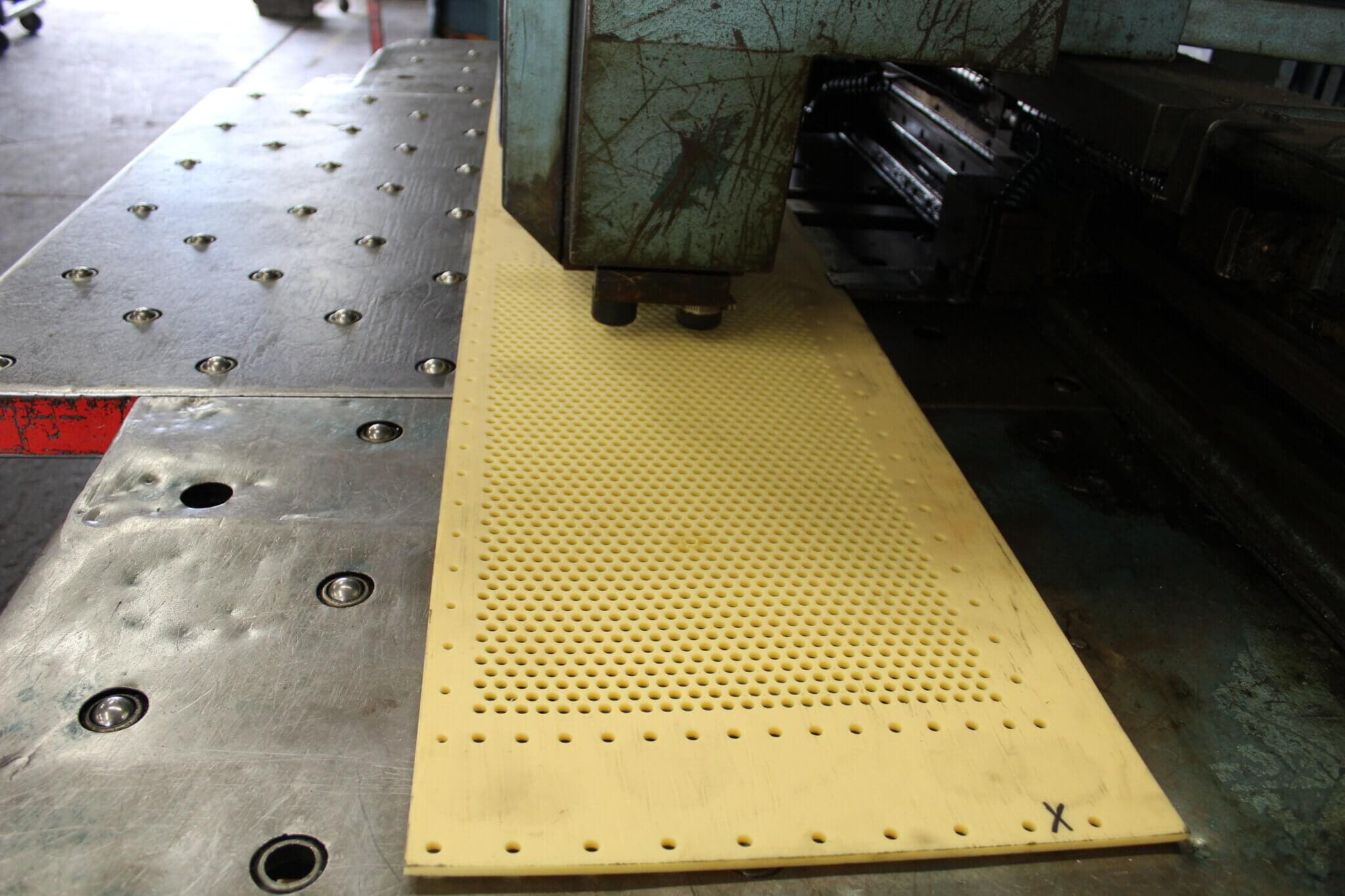 Polyurethane Sorting Screens - Roy Manufacturing