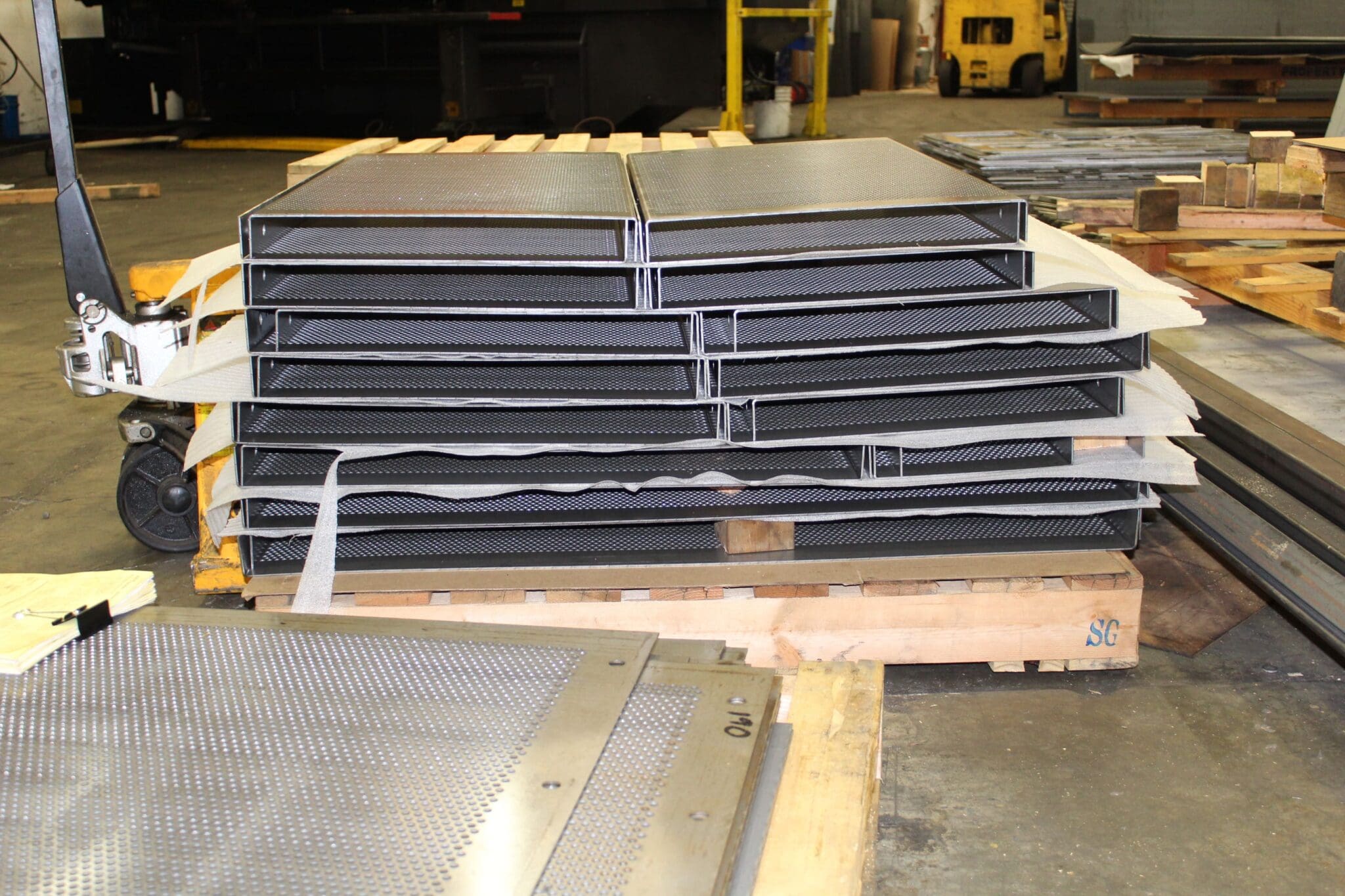 Railing Infills for Carla O. Peperzak Middle School - Roy Manufacturing